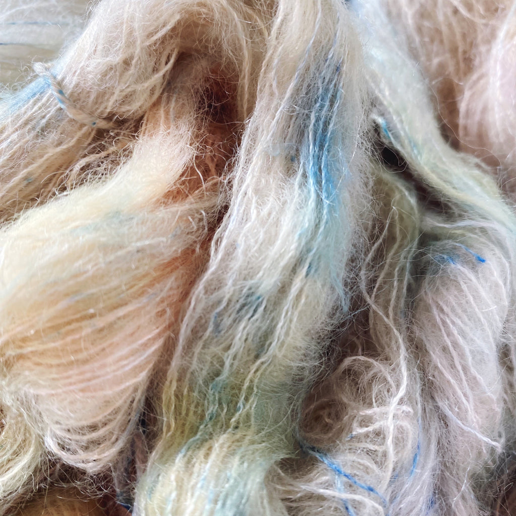 Fiery Angel - Hand dyed - lace weight yarn - 50g/420m - kid mohair - s ...